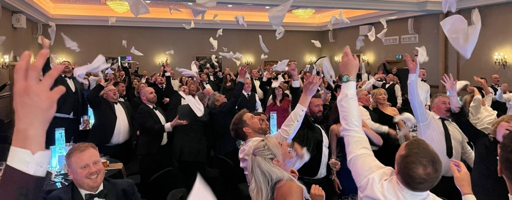The Power of Unique Entertainment at Corporate Events - Silver Service ...